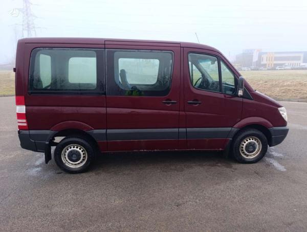 Red Mercedes-Benz Sprinter 2006 in Vilnius, with an engine capacity of 2.10 L and mileage of 124 thousand km for 4300 €, photo 5 on AUTOMOTO.COM.LV