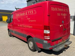 Sarkans Mercedes-Benz Sprinter 2009 Tauragė, ar dzinēja tilpumu 2.20 L un nobraukumu 300 tūkst. km par 3400 €, foto 7 vietnē AUTOMOTO.COM.LV