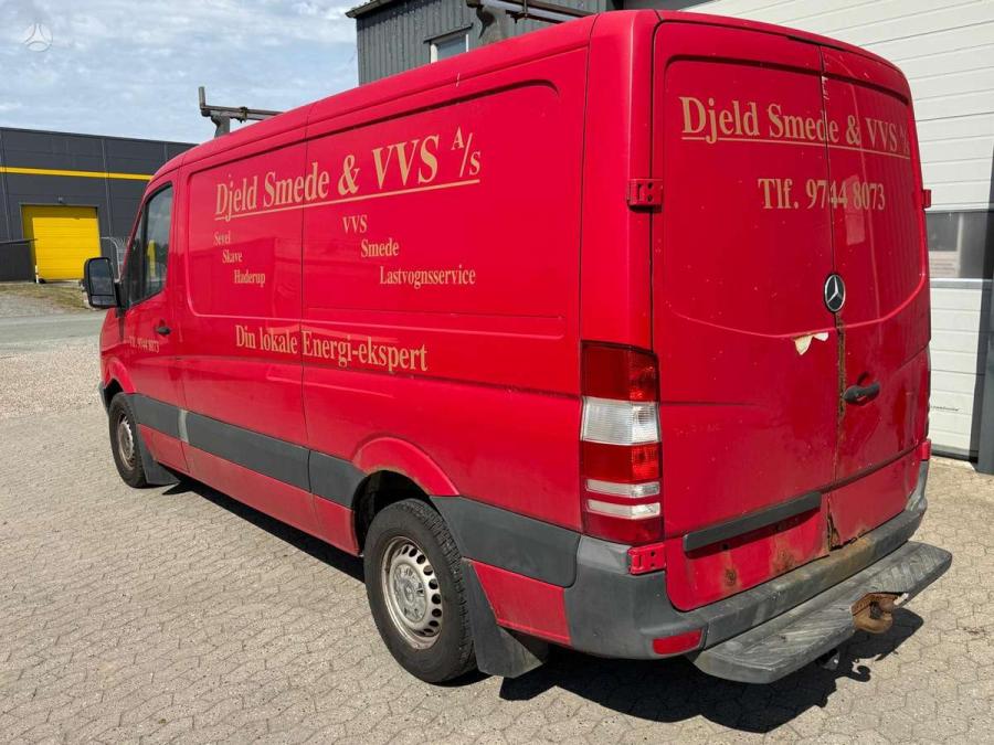 Sarkans Mercedes-Benz Sprinter 2009 Tauragė, ar dzinēja tilpumu 2.20 L un nobraukumu 300 tūkst. km par 3400 €, foto 7 vietnē AUTOMOTO.COM.LV