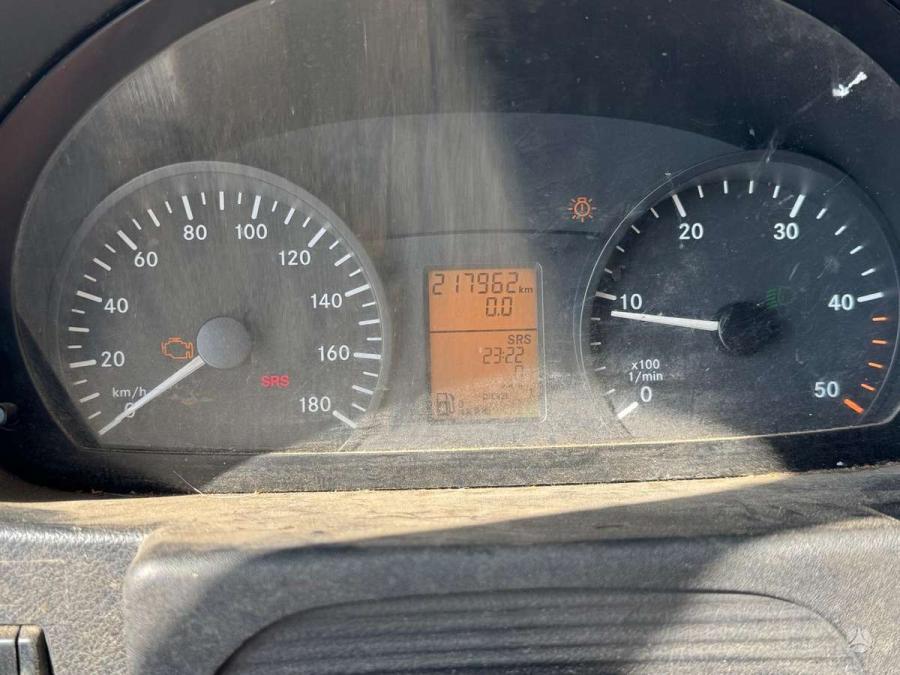 Sarkans Mercedes-Benz Sprinter 2009 Tauragė, ar dzinēja tilpumu 2.20 L un nobraukumu 300 tūkst. km par 3400 €, foto 10 vietnē AUTOMOTO.COM.LV