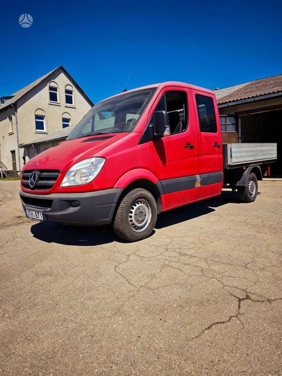 Sarkans Mercedes-Benz Sprinter 2013 Kauņa, ar dzinēja tilpumu 2.14 L un nobraukumu 212 tūkst. km par 11000 €, foto 9 vietnē AUTOMOTO.COM.LV