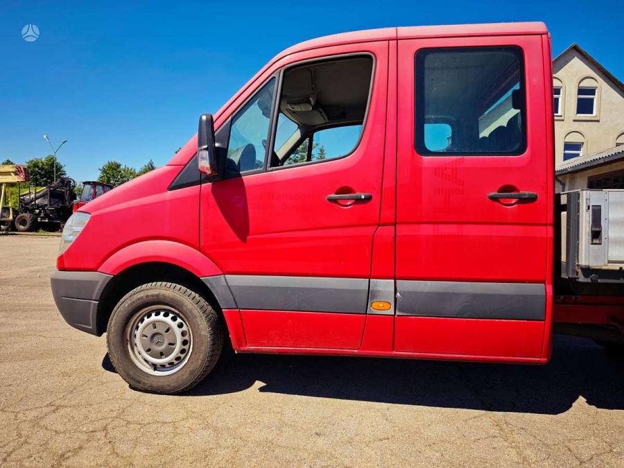Sarkans Mercedes-Benz Sprinter 2013 Kauņa, ar dzinēja tilpumu 2.14 L un nobraukumu 212 tūkst. km par 11000 €, foto 10 vietnē AUTOMOTO.COM.LV