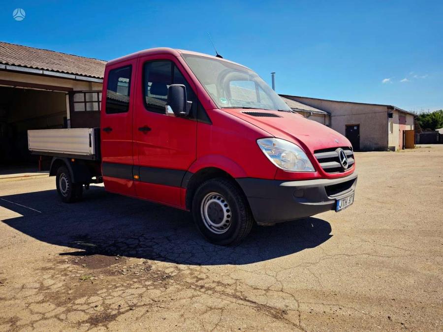 Sarkans Mercedes-Benz Sprinter 2013 Kauņa, ar dzinēja tilpumu 2.14 L un nobraukumu 212 tūkst. km par 11000 €, foto 11 vietnē AUTOMOTO.COM.LV