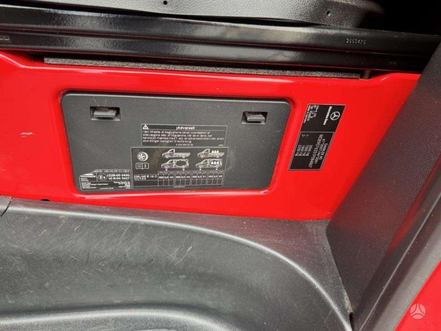 Sarkans Mercedes-Benz Sprinter 2019 Radviliškis, ar dzinēja tilpumu 2.99 L un nobraukumu 264 tūkst. km par 20509 €, foto 15 vietnē AUTOMOTO.COM.LV