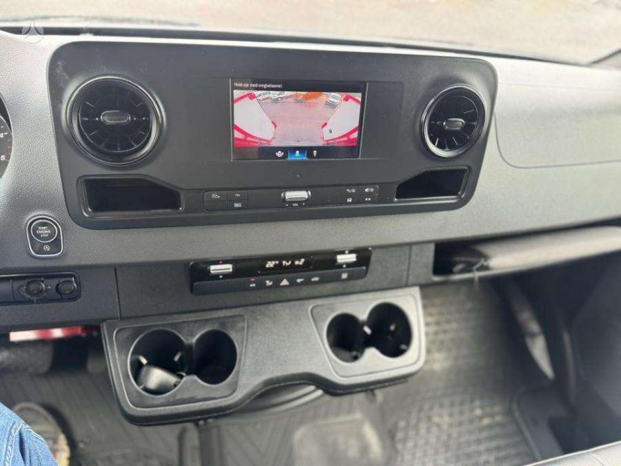 Sarkans Mercedes-Benz Sprinter 2019 Radviliškis, ar dzinēja tilpumu 2.99 L un nobraukumu 264 tūkst. km par 20509 €, foto 17 vietnē AUTOMOTO.COM.LV