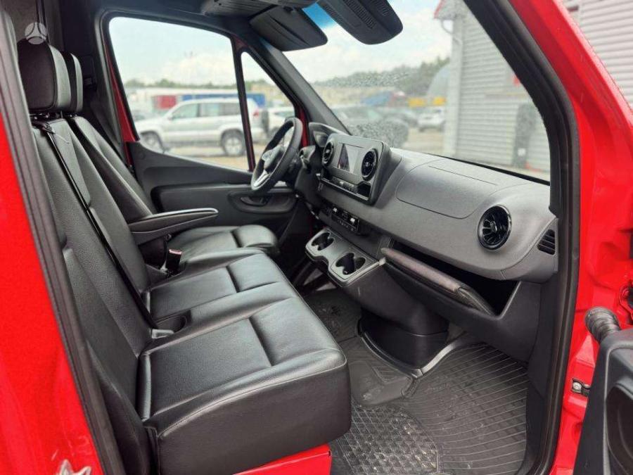 Sarkans Mercedes-Benz Sprinter 2019 Radviliškis, ar dzinēja tilpumu 2.99 L un nobraukumu 264 tūkst. km par 20509 €, foto 19 vietnē AUTOMOTO.COM.LV