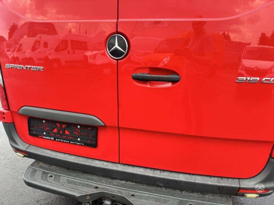 Sarkans Mercedes-Benz Sprinter 2019 Radviliškis, ar dzinēja tilpumu 2.99 L un nobraukumu 264 tūkst. km par 20509 €, foto 31 vietnē AUTOMOTO.COM.LV