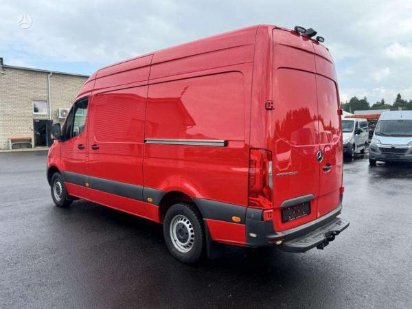 Sarkans Mercedes-Benz Sprinter 2019 Radviliškis, ar dzinēja tilpumu 2.99 L un nobraukumu 264 tūkst. km par 20509 €, foto 8 vietnē AUTOMOTO.COM.LV