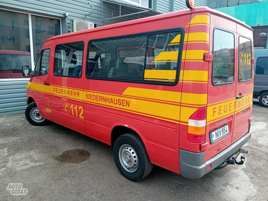 Red Mercedes-Benz Sprinter 2000 in Kaunas, with an engine capacity of 2.30 L and mileage of 132 thousand km for 9000 €, photo 5 on AUTOMOTO.COM.LV