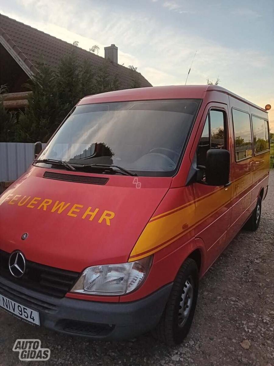 Red Mercedes-Benz Sprinter 2000 in Kaunas, with an engine capacity of 2.30 L and mileage of 132 thousand km for 9000 €, photo 6 on AUTOMOTO.COM.LV