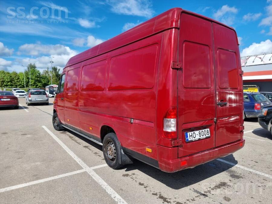Red Mercedes-Benz Sprinter 2002 in Ogre, with an engine capacity of 2.70 L and mileage of 624 thousand km for 3980 €, photo 5 on AUTOMOTO.COM.LV