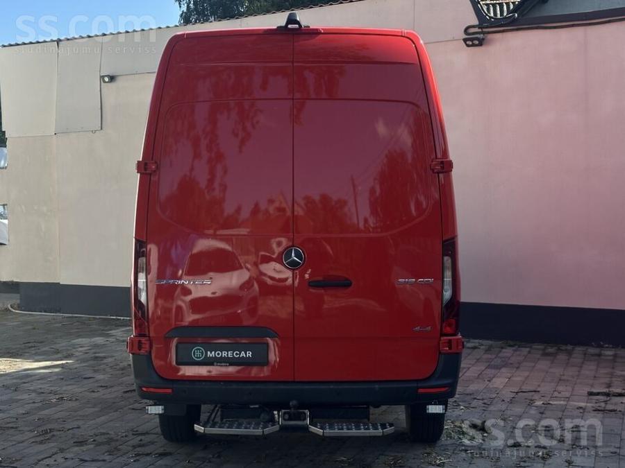 Sarkans Mercedes-Benz Sprinter 2023 Rīga, ar dzinēja tilpumu 2.00 L un nobraukumu 129 tūkst. km par 49950 €, foto 6 vietnē AUTOMOTO.COM.LV