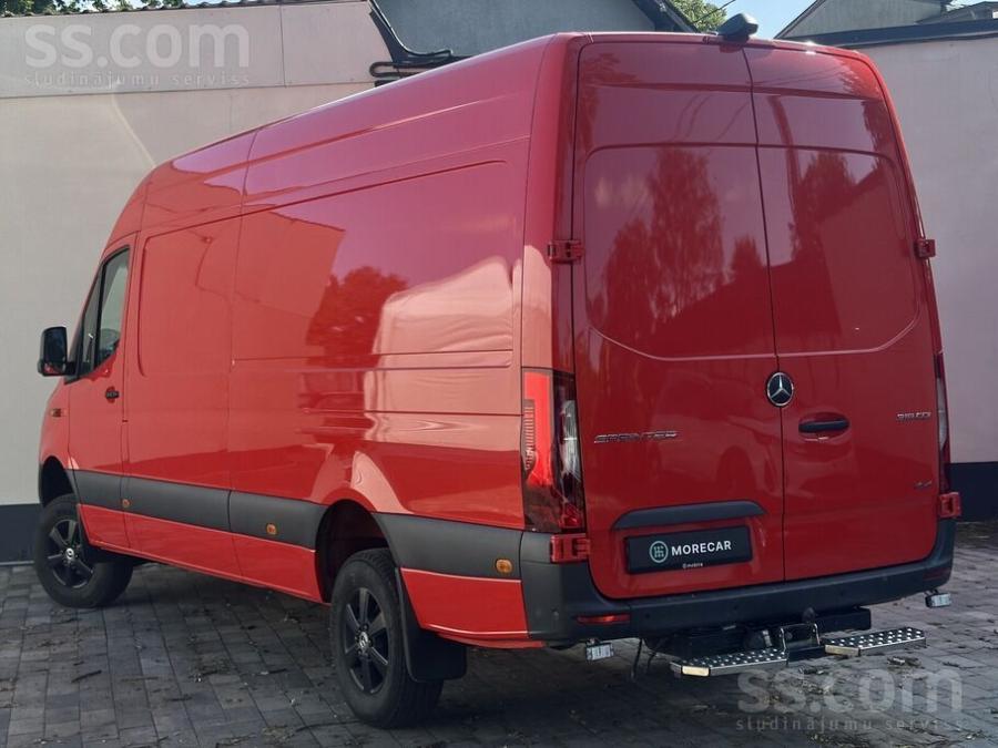 Sarkans Mercedes-Benz Sprinter 2023 Rīga, ar dzinēja tilpumu 2.00 L un nobraukumu 129 tūkst. km par 49950 €, foto 7 vietnē AUTOMOTO.COM.LV