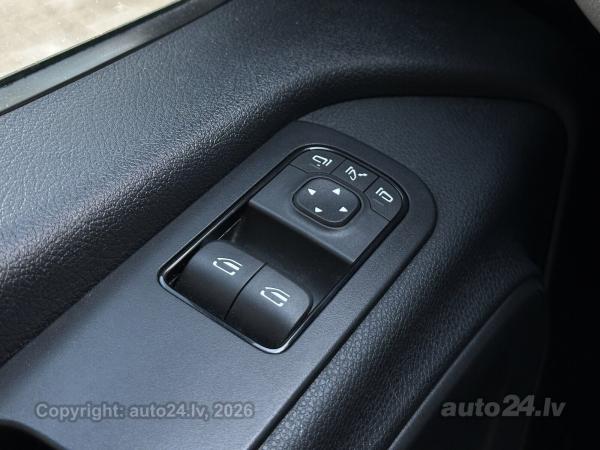 Sarkans Mercedes-Benz Sprinter 2023 Rīga, ar dzinēja tilpumu 2.00 L un nobraukumu 129 tūkst. km par 51200 €, foto 9 vietnē AUTOMOTO.COM.LV