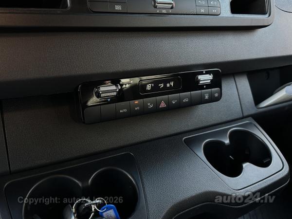 Sarkans Mercedes-Benz Sprinter 2023 Rīga, ar dzinēja tilpumu 2.00 L un nobraukumu 129 tūkst. km par 51200 €, foto 11 vietnē AUTOMOTO.COM.LV