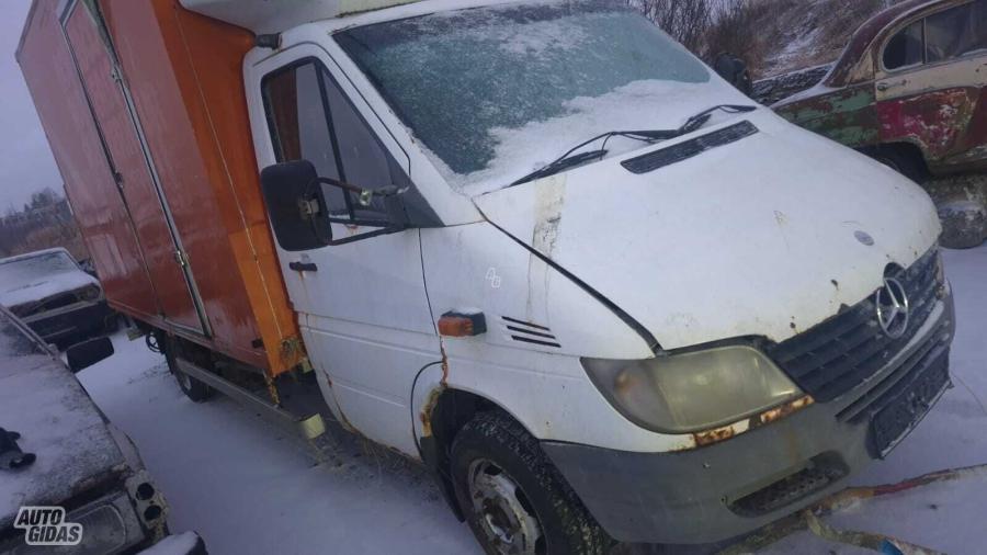 Mercedes-Benz Sprinter 2002 in Panevezys, with an engine capacity of 2.10 L and mileage of 361 thousand km for 1200 €, photo 1 on AUTOMOTO.COM.LV