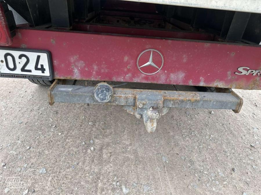 Mercedes-Benz Sprinter 2012 in Vilnius, with an engine capacity of 2.20 L and mileage of 400 thousand km for 5650 €, photo 5 on AUTOMOTO.COM.LV