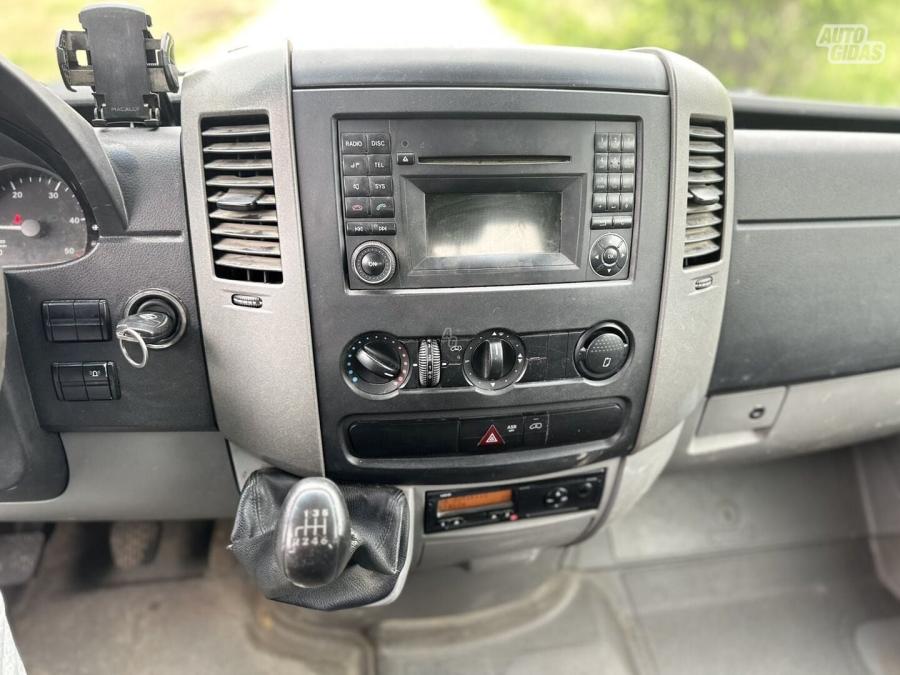 Mercedes-Benz Sprinter 2012 in Vilnius, with an engine capacity of 2.20 L and mileage of 400 thousand km for 5650 €, photo 9 on AUTOMOTO.COM.LV