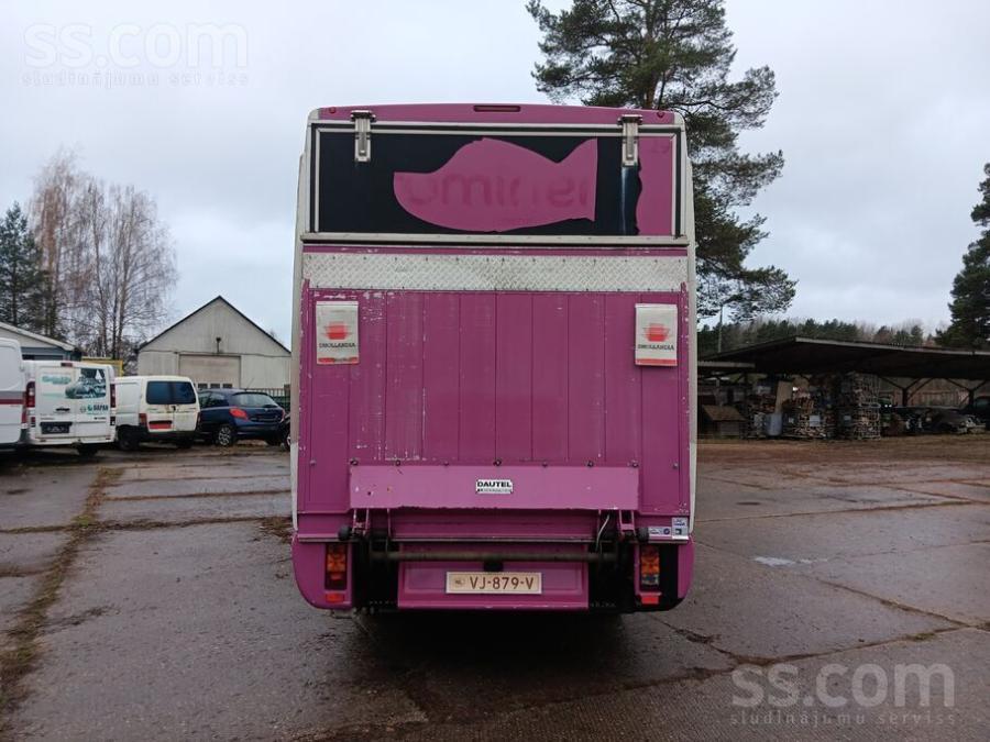 Violet Mercedes-Benz Sprinter 2014 in Ogre, with an engine capacity of 2.20 L and mileage of 348 thousand km for 13000 €, photo 5 on AUTOMOTO.COM.LV