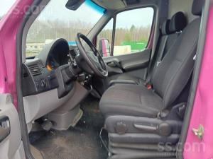 Violet Mercedes-Benz Sprinter 2014 in Ogre, with an engine capacity of 2.20 L and mileage of 348 thousand km for 13000 €, photo 13 on AUTOMOTO.COM.LV