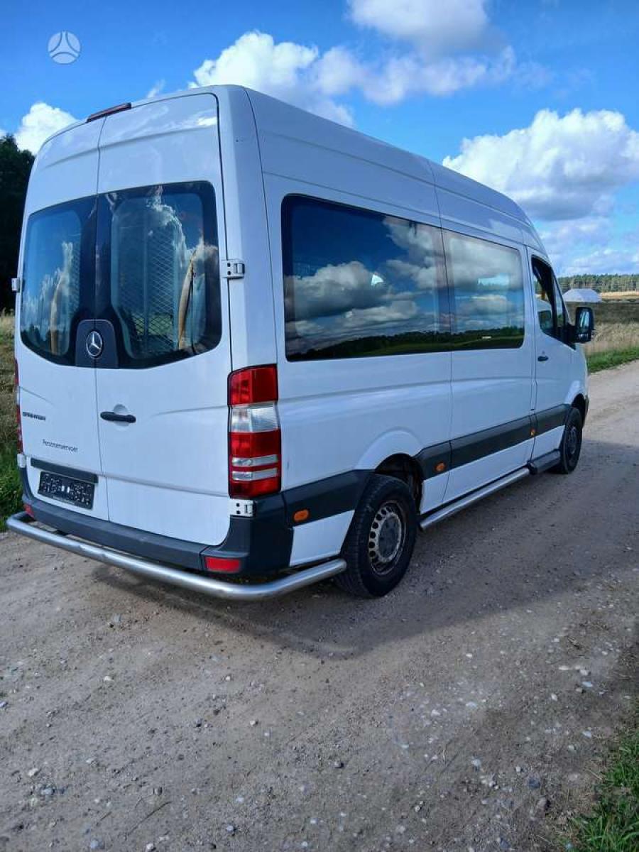 White Mercedes-Benz Sprinter 2016 in Vilnius, with an engine capacity of 2.20 L and mileage of 268 thousand km for 9300 €, photo 4 on AUTOMOTO.COM.LV