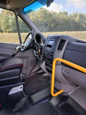 White Mercedes-Benz Sprinter 2016 in Vilnius, with an engine capacity of 2.20 L and mileage of 268 thousand km for 9300 €, photo 6 on AUTOMOTO.COM.LV