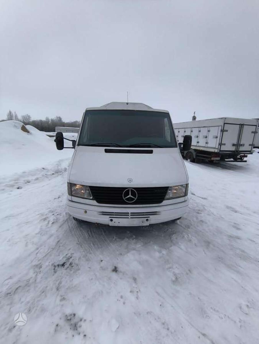 Balts Mercedes-Benz Sprinter 1996 Jelgava, ar dzinēja tilpumu 2.90 L un nobraukumu 3200 tūkst. km par 3650 €, foto 8 vietnē AUTOMOTO.COM.LV