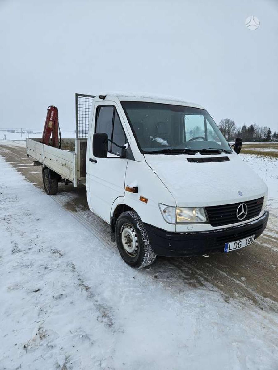 White Mercedes-Benz Sprinter 1997 in Prienai, with an engine capacity of 2.30 L and mileage of 486 thousand km for 3000 €, photo 1 on AUTOMOTO.COM.LV