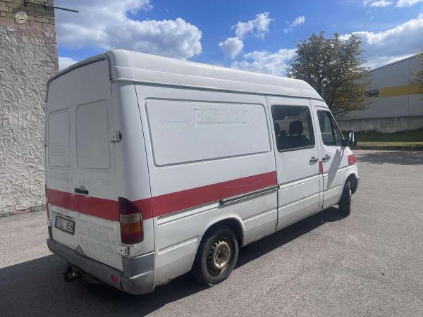 White Mercedes-Benz Sprinter 1997 in Alytus, with an engine capacity of 2.87 L and mileage of 269 thousand km for 4700 €, photo 4 on AUTOMOTO.COM.LV