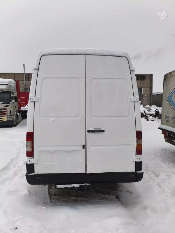 Balts Mercedes-Benz Sprinter 1999 Jelgava, ar dzinēja tilpumu 2.30 L un nobraukumu 450 tūkst. km par 2550 €, foto 5 vietnē AUTOMOTO.COM.LV