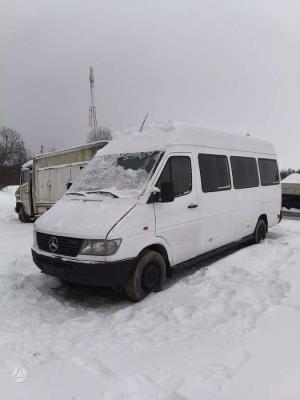 Balts Mercedes-Benz Sprinter 1999 Jelgava, ar dzinēja tilpumu 2.30 L un nobraukumu 450 tūkst. km par 2550 €, foto 8 vietnē AUTOMOTO.COM.LV