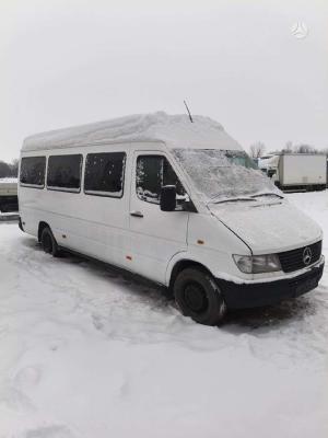 Balts Mercedes-Benz Sprinter 1999 Jelgava, ar dzinēja tilpumu 2.30 L un nobraukumu 450 tūkst. km par 2550 €, foto 9 vietnē AUTOMOTO.COM.LV