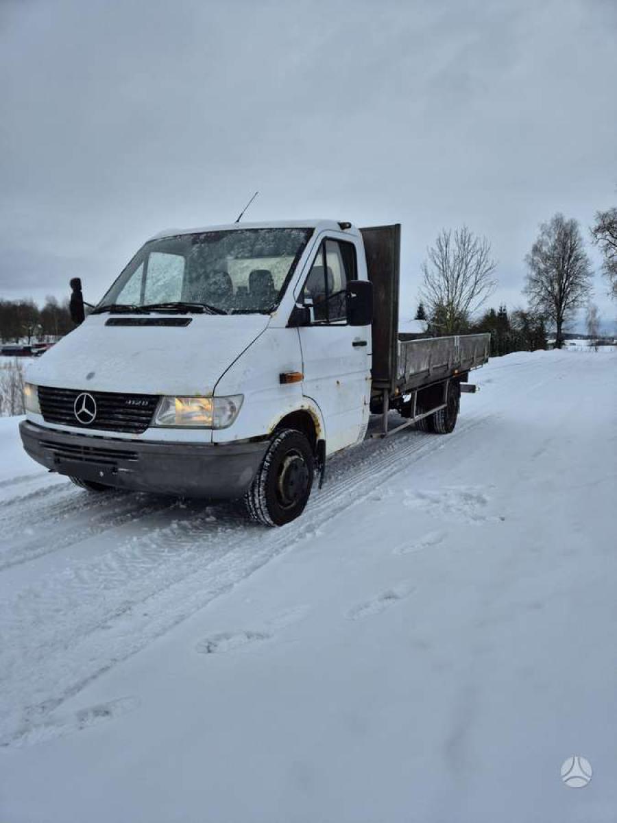 Balts Mercedes-Benz Sprinter 1999 Kaišiadorys, ar dzinēja tilpumu 0.00 L un nobraukumu 220 tūkst. km par 4350 €, foto 1 vietnē AUTOMOTO.COM.LV