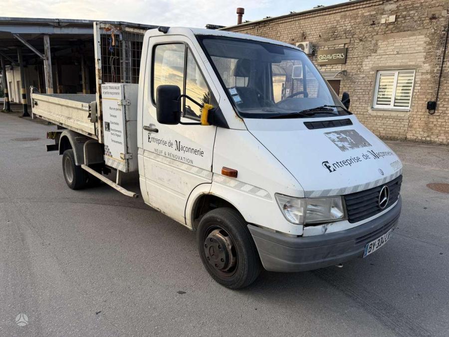 White Mercedes-Benz Sprinter 1999 in Taurage, with an engine capacity of 2.90 L and mileage of 266 thousand km for 5000 €, photo 6 on AUTOMOTO.COM.LV