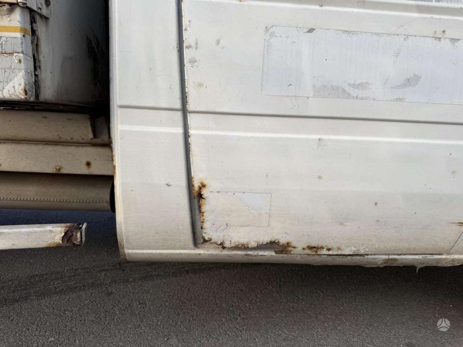 White Mercedes-Benz Sprinter 1999 in Taurage, with an engine capacity of 2.90 L and mileage of 266 thousand km for 5000 €, photo 9 on AUTOMOTO.COM.LV