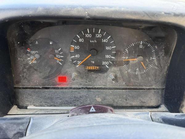 White Mercedes-Benz Sprinter 1999 in Taurage, with an engine capacity of 2.90 L and mileage of 266 thousand km for 5000 €, photo 11 on AUTOMOTO.COM.LV