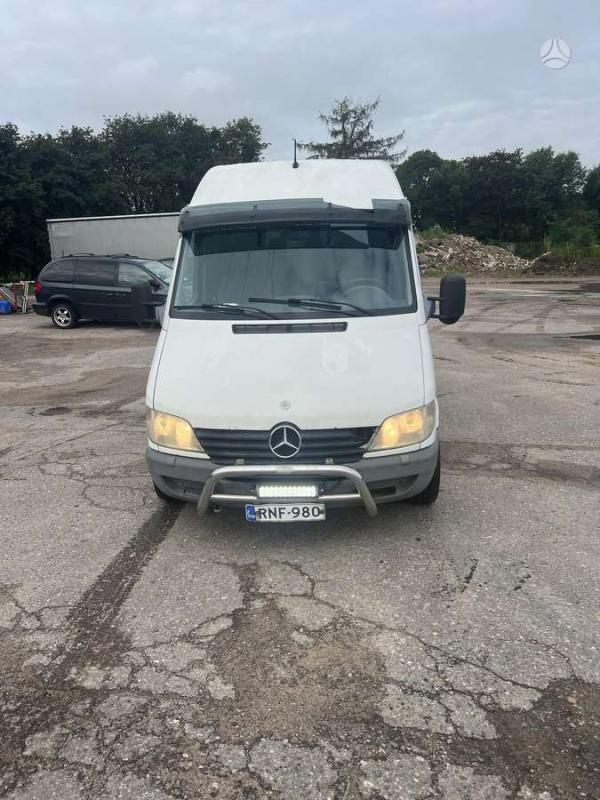 Balts Mercedes-Benz Sprinter 2000 Kauņa, ar dzinēja tilpumu 2.68 L un nobraukumu 407 tūkst. km par 3500 €, foto 1 vietnē AUTOMOTO.COM.LV