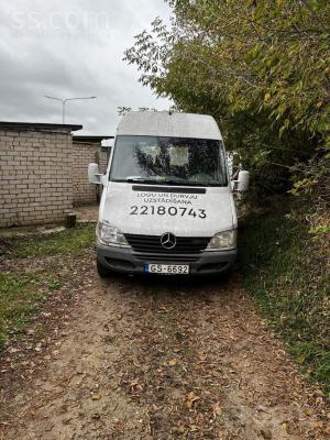 White Mercedes-Benz Sprinter 2000 in Daugavpils, with an engine capacity of 2.20 L and mileage of 316 thousand km for 3000 €, photo  on AUTOMOTO.COM.LV