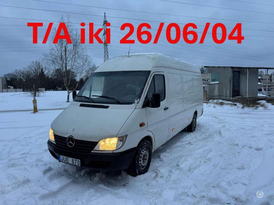 White Mercedes-Benz Sprinter 2001 in Kaunas, with an engine capacity of 2.15 L and mileage of 482 thousand km for 3150 €, photo 1 on AUTOMOTO.COM.LV