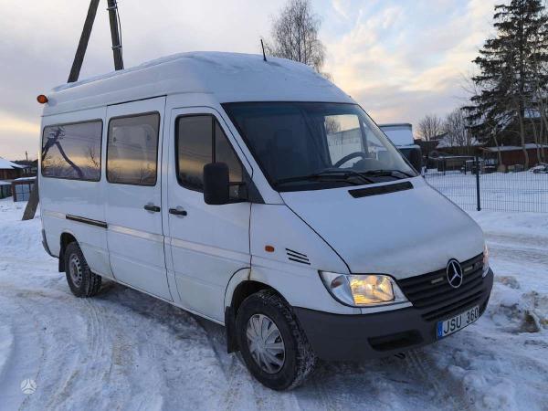 White Mercedes-Benz Sprinter 2001 in Vilnius, with an engine capacity of 2.20 L and mileage of 261 thousand km for 3500 €, photo 7 on AUTOMOTO.COM.LV