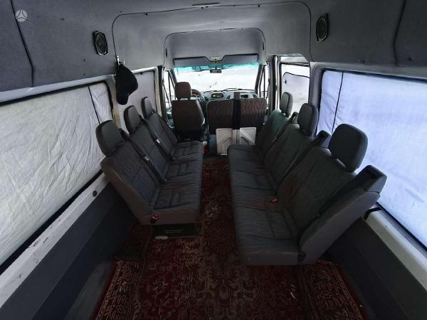White Mercedes-Benz Sprinter 2001 in Vilnius, with an engine capacity of 2.20 L and mileage of 261 thousand km for 3500 €, photo 9 on AUTOMOTO.COM.LV