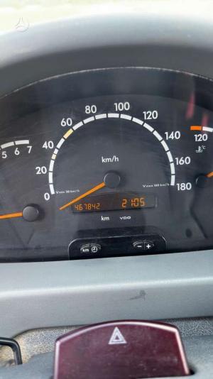 Balts Mercedes-Benz Sprinter 2001 Utena, ar dzinēja tilpumu 2.70 L un nobraukumu 468 tūkst. km par 2481 €, foto 12 vietnē AUTOMOTO.COM.LV