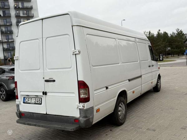 Balts Mercedes-Benz Sprinter 2001 Viļņa, ar dzinēja tilpumu 2.69 L un nobraukumu 415 tūkst. km par 3450 €, foto 4 vietnē AUTOMOTO.COM.LV