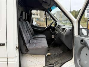 Balts Mercedes-Benz Sprinter 2001 Viļņa, ar dzinēja tilpumu 2.69 L un nobraukumu 415 tūkst. km par 3450 €, foto 9 vietnē AUTOMOTO.COM.LV