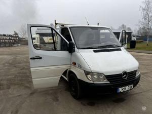 White Mercedes-Benz Sprinter 2002 in Jonava, with an engine capacity of 0.00 L and mileage of 527 thousand km for 3500 €, photo 2 on AUTOMOTO.COM.LV