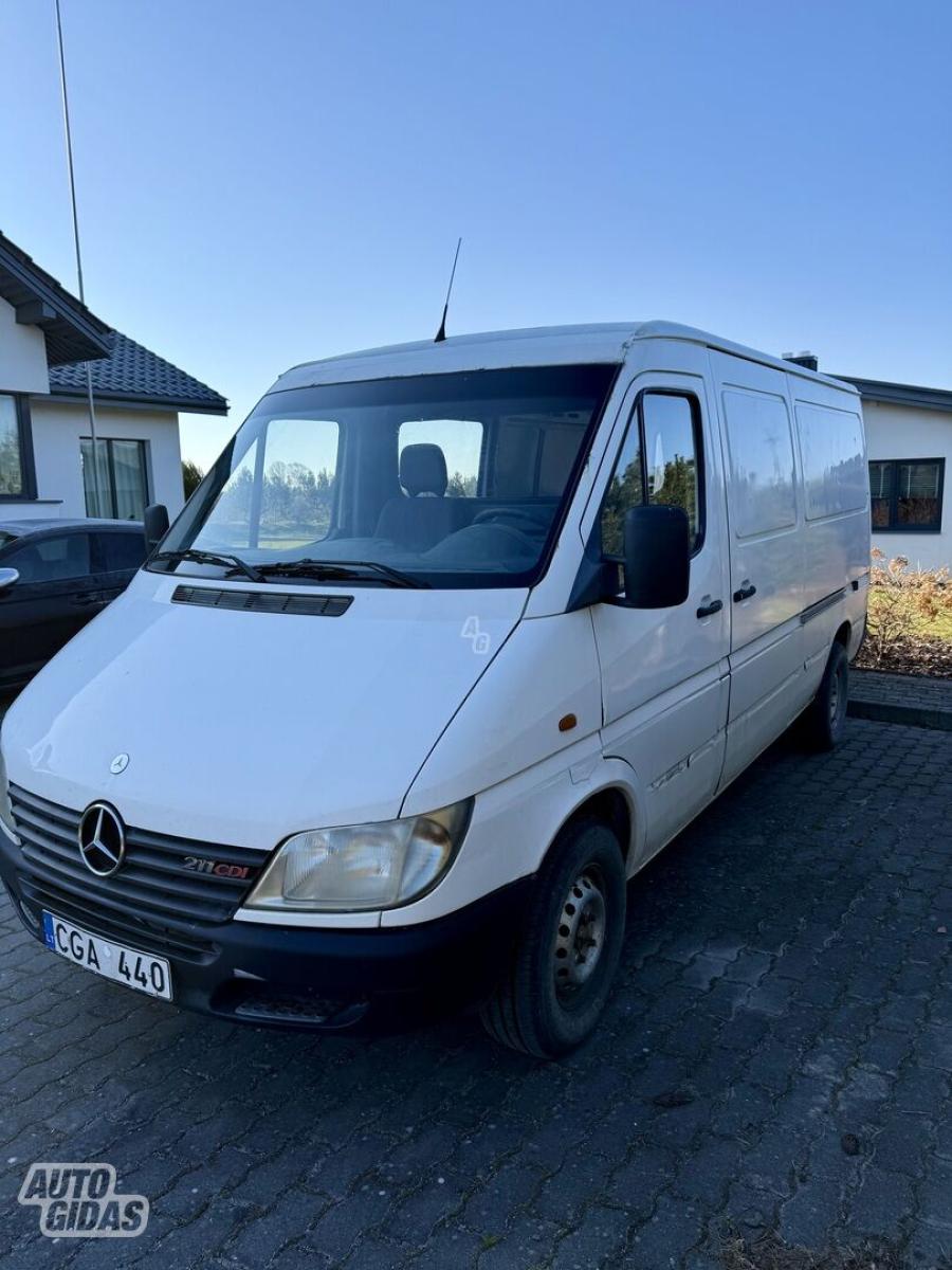 White Mercedes-Benz Sprinter 2002 in Palanga, with an engine capacity of 2.20 L and mileage of 350 thousand km for 2100 €, photo 1 on AUTOMOTO.COM.LV