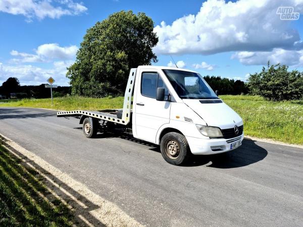 Balts Mercedes-Benz Sprinter 2002 Viļņa, ar dzinēja tilpumu 2.10 L un nobraukumu 660 tūkst. km par 3100 €, foto 2 vietnē AUTOMOTO.COM.LV