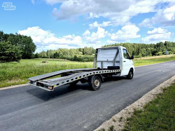 Balts Mercedes-Benz Sprinter 2002 Viļņa, ar dzinēja tilpumu 2.10 L un nobraukumu 660 tūkst. km par 3100 €, foto 3 vietnē AUTOMOTO.COM.LV