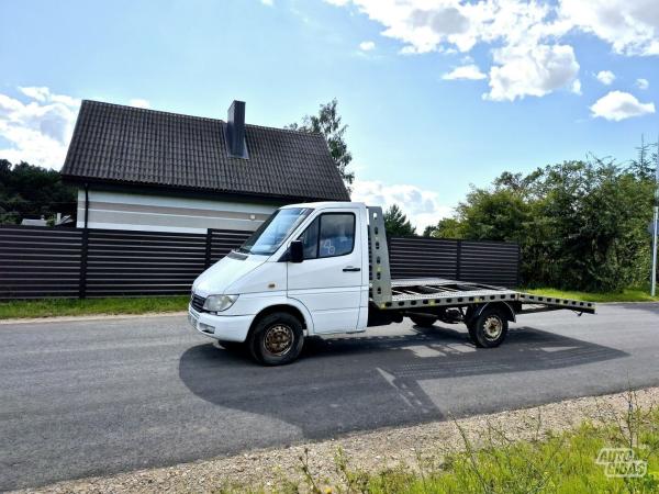 Balts Mercedes-Benz Sprinter 2002 Viļņa, ar dzinēja tilpumu 2.10 L un nobraukumu 660 tūkst. km par 3100 €, foto 5 vietnē AUTOMOTO.COM.LV