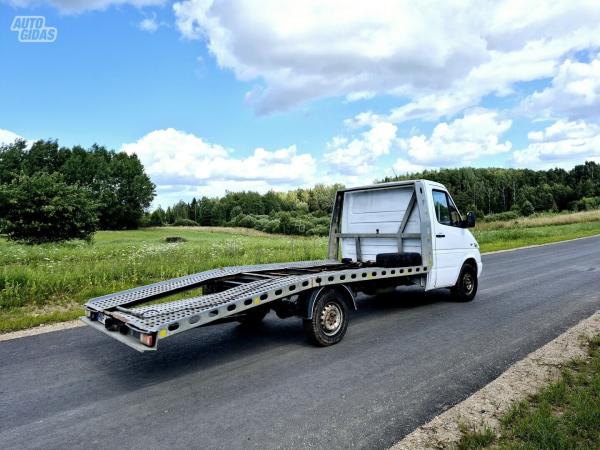 Balts Mercedes-Benz Sprinter 2002 Viļņa, ar dzinēja tilpumu 2.10 L un nobraukumu 660 tūkst. km par 3100 €, foto 10 vietnē AUTOMOTO.COM.LV